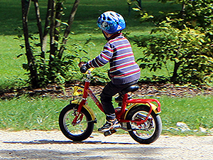 Mit Kindern Radfahren für Eltern und in der Schule